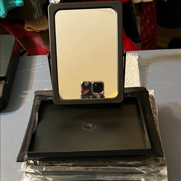Mary Kay | Makeup | Mary Kay Portable Makeup Mirrors Set Of 4 Brand New ...